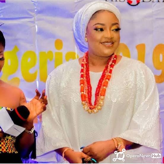 10 Things You Probably Did Not Know About The Nollywood Actress Tayo ... 10 Things You Probably Did Not Know About The Nollywood Actress Tayo ...